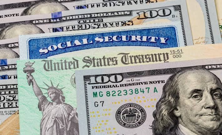 Social Security Update: The Biggest Benefit Increase In Almost 40 years ...