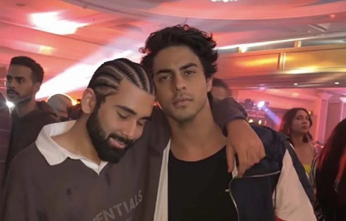 Pics: Aryan Khan Parties With Mahikaa Rampal, Orhan Awatramani, Roshni ...