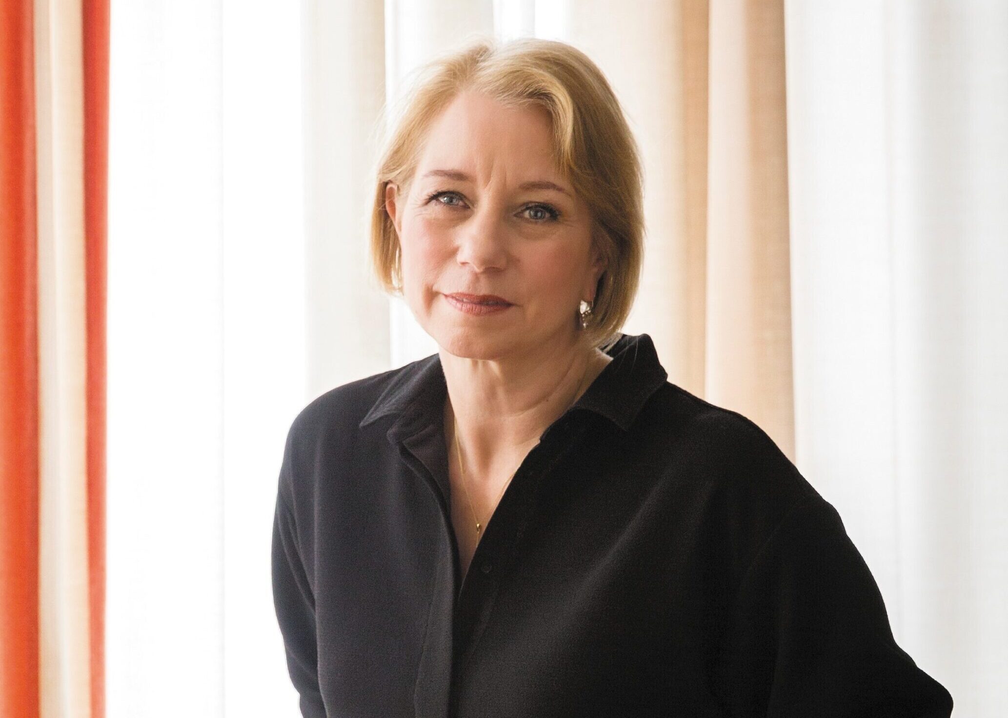 Laura Lippman’s Heartbreaking Essay on Her Breakup and Family Crises