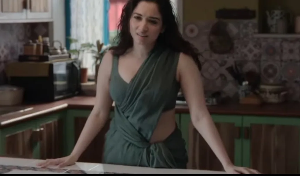 Watch Tamannaah Bhatia Hot Sex Scene With Vijay Varma In Netflixs 6451