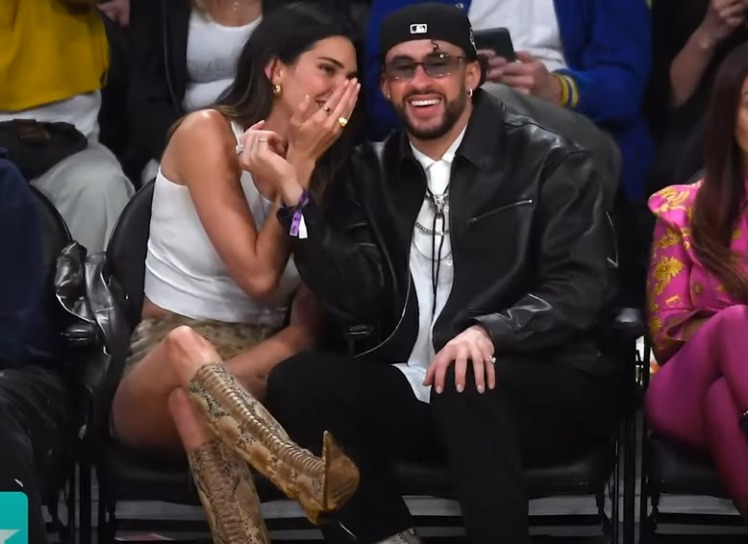 Watch: Kendall Jenner and Bad Bunny Kissing Video at Drake’s Concert ...