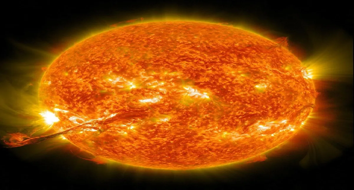 NASA Shares A Beautiful Image Of Solar Flare