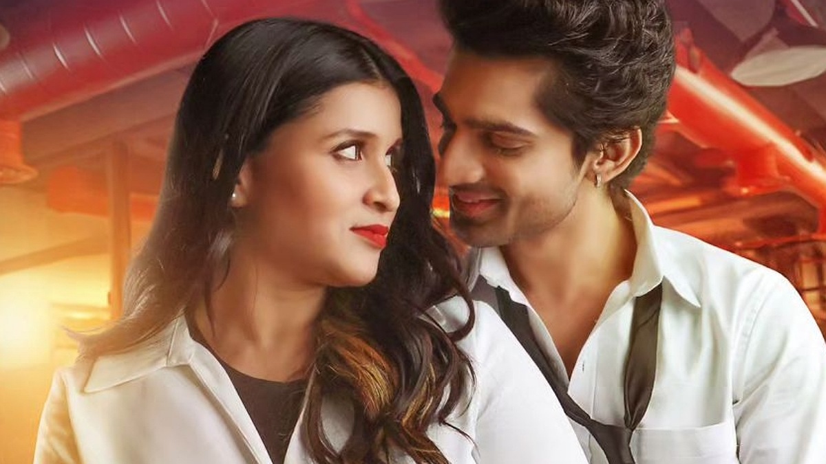 Video: Abhishek Kumar and Mannara Chopra Dance at 'Bigg Boss 17 ...