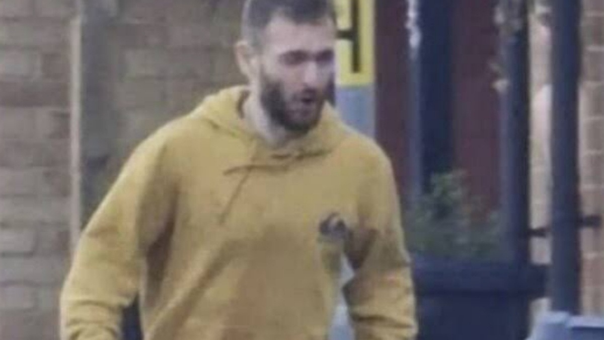 Sword-Wielding Suspect Arrested in London After Spate of Samurai-Style ...