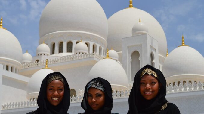 Divorced Muslim Women Can Seek Maintenance From Husbands - Supreme Court